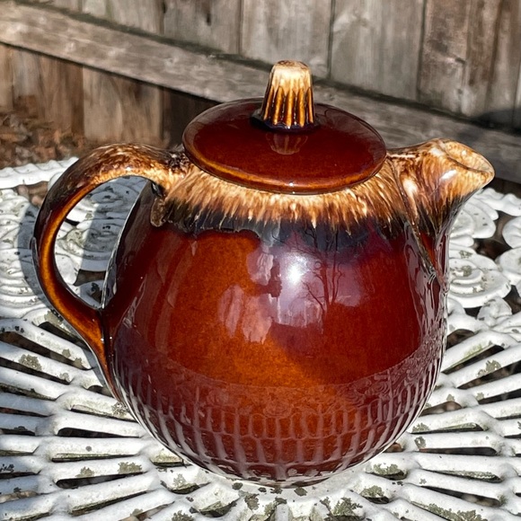 H.P. & Company | Kitchen | Vintage Hp Co Pottery Hull Brown Drip Glaze ...
